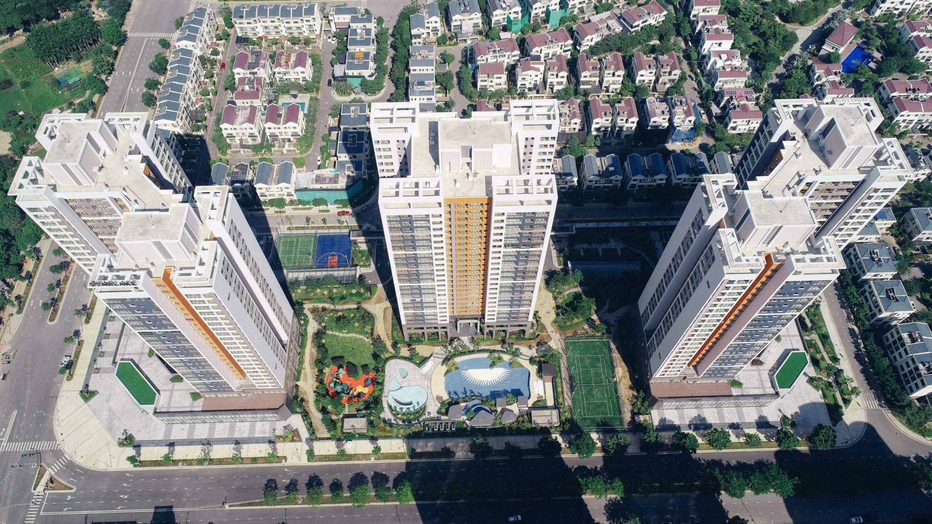 STARLAKE CITY – HANOI